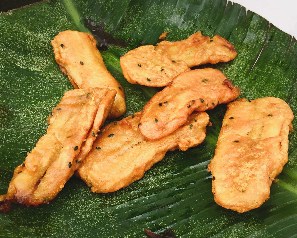 Ethaka Appam - Banana Fritters - Faces Places and Plates