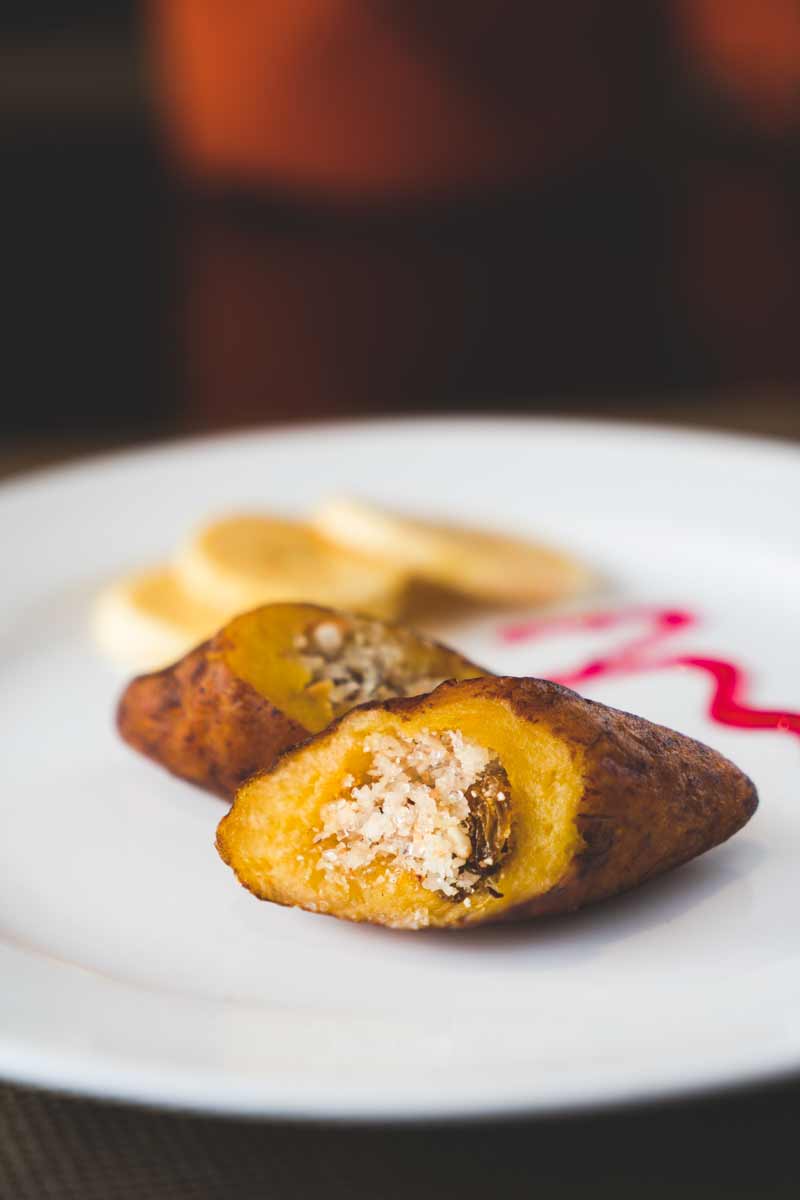 Unnakkai - Cotton Balls - Faces Places and Plates